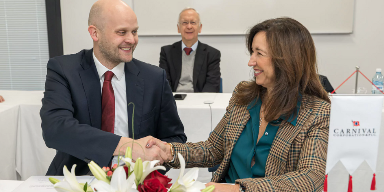 Carnival Takes Delivery of New Ship