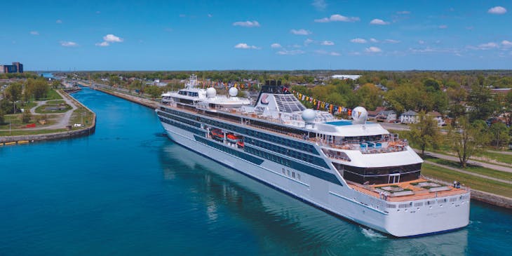 Phytoplankton Genetically Sequenced at Sea for First Time on V...